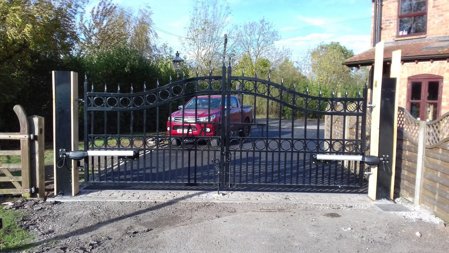 High Security Farm Gates | Solar Powered Gate Gallery & Testimonials